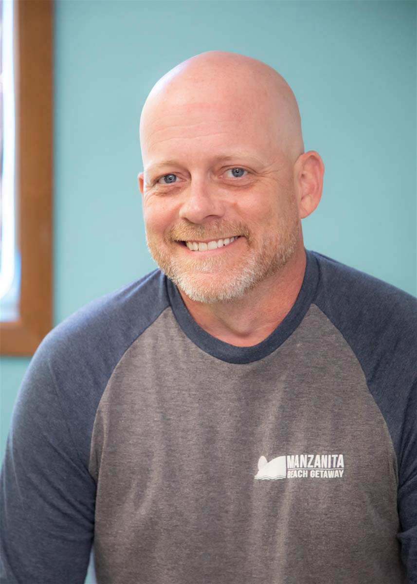 About Us - Manzanita Beach Getaway