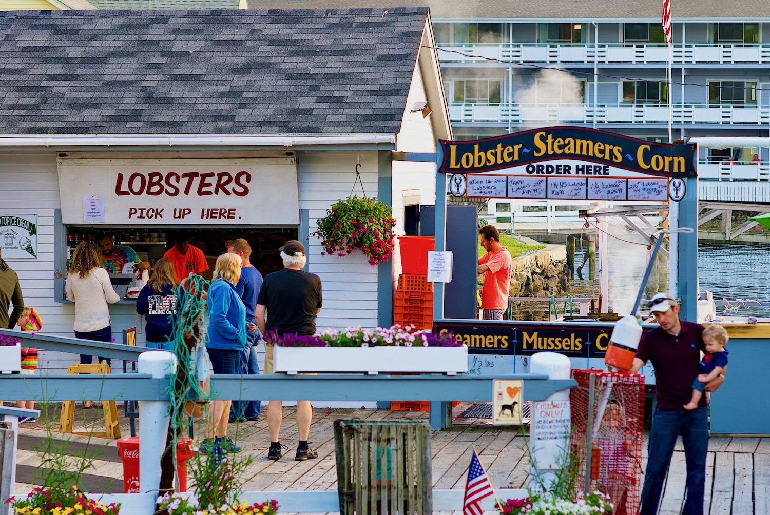 What Does It Mean to Live Like a Local? - Cottage Connection of Maine