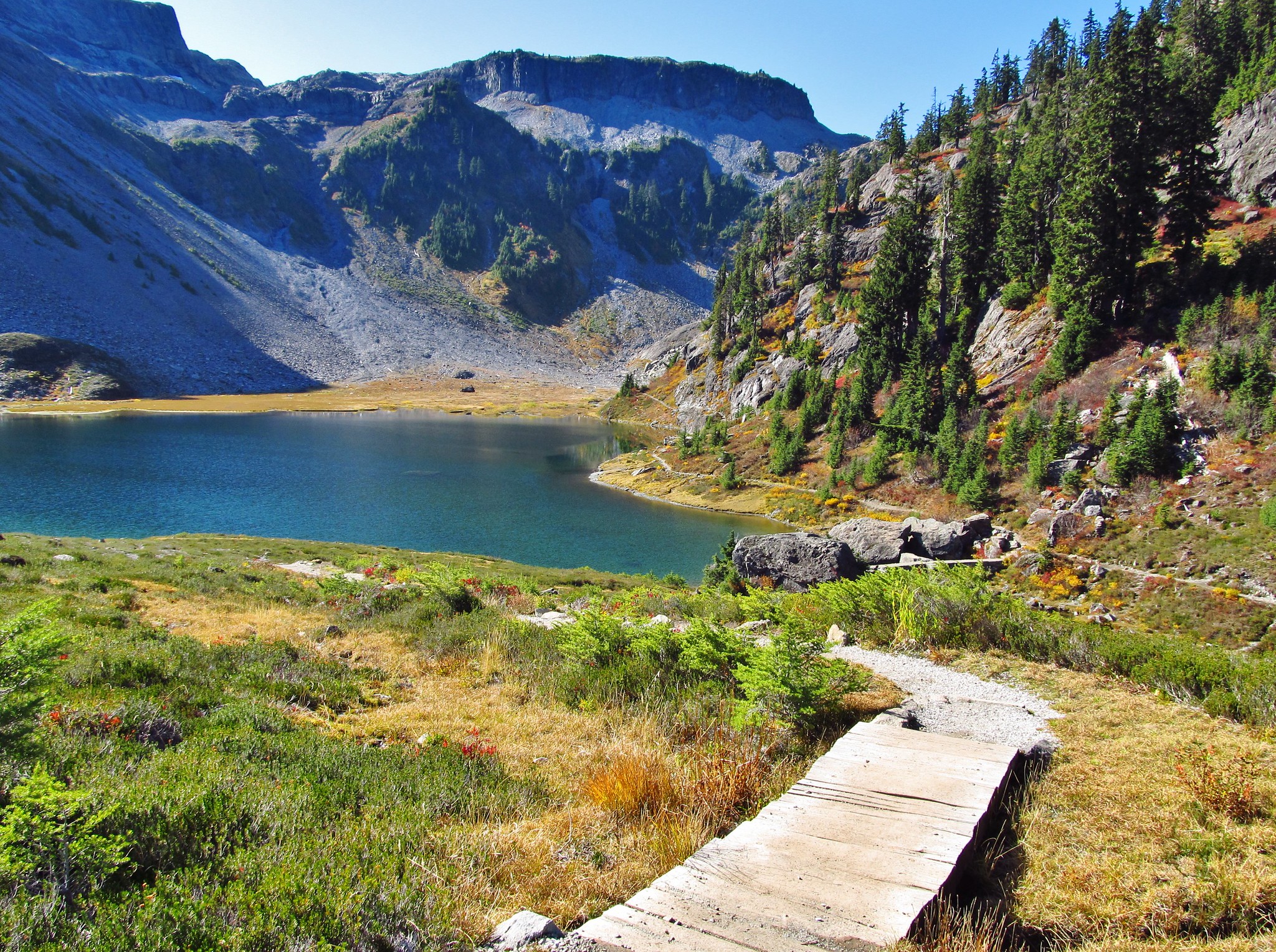 The Best Hikes On & Around Mt. Baker | Luxury Getaways