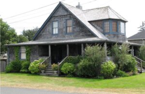 The all-season beauty of Gearhart Beach in Oregon awaits